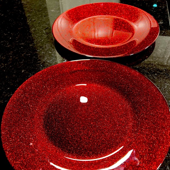 Pier 1 | Dining | Pier Red Glitter Charger Plates | Poshmark